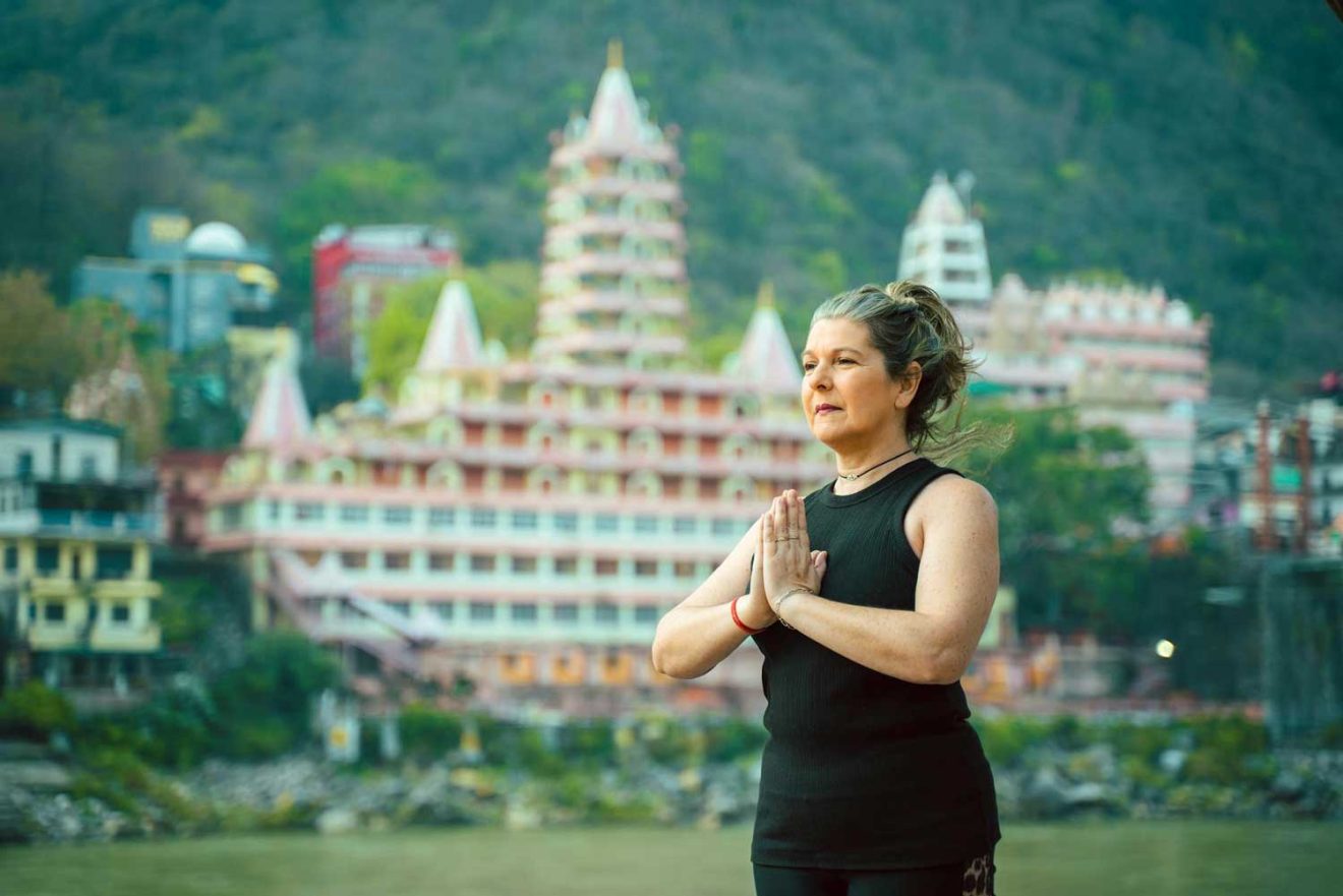 8 Best Authentic Yoga Retreats in Rishikesh, India (2025)